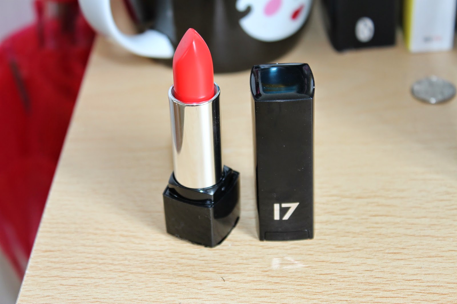Seventeen Mirror Shine Lipstick In LA | Poptarts Beauty